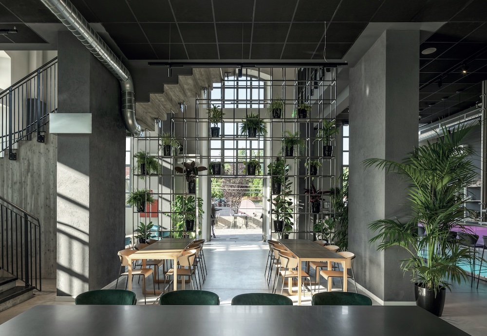 Daste Bistrò, Bergamo: rigenerazione d'acciaio per l’ex centrale ...